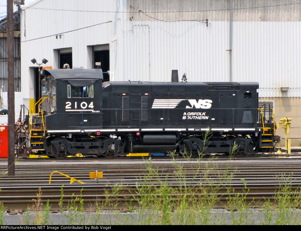 NS 2104